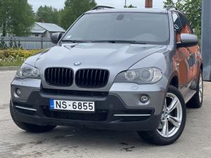 Grey BMW X5 2007 in Riga, with an engine capacity of 3.00 L and mileage of 322 thousand km for 10490 €, photo  on AUTOMOTO.COM.LV