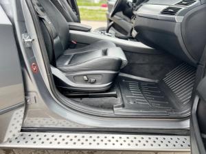 Grey BMW X5 2007 in Riga, with an engine capacity of 3.00 L and mileage of 322 thousand km for 10490 €, photo 18 on AUTOMOTO.COM.LV