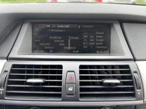 Grey BMW X5 2007 in Riga, with an engine capacity of 3.00 L and mileage of 322 thousand km for 10490 €, photo 26 on AUTOMOTO.COM.LV
