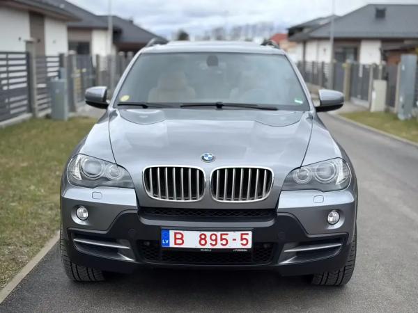 Pelēks BMW X5 2007 Jelgava, ar dzinēja tilpumu 3.00 L un nobraukumu 313 tūkst. km par 8800 €, foto 4 vietnē AUTOMOTO.COM.LV