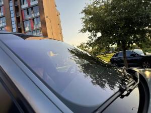 Grey BMW X5 2007 in Riga, with an engine capacity of 3.00 L and mileage of 305 thousand km for 7490 €, photo 8 on AUTOMOTO.COM.LV