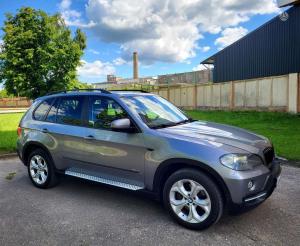 Grey BMW X5 2007 in Siauliai, with an engine capacity of 3.00 L and mileage of 370 thousand km for 6400 €, photo 3 on AUTOMOTO.COM.LV