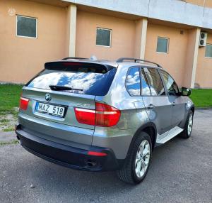 Grey BMW X5 2007 in Siauliai, with an engine capacity of 3.00 L and mileage of 370 thousand km for 6400 €, photo 7 on AUTOMOTO.COM.LV