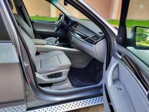 Grey BMW X5 2007 in Siauliai, with an engine capacity of 3.00 L and mileage of 370 thousand km for 6400 €, photo 9 on AUTOMOTO.COM.LV