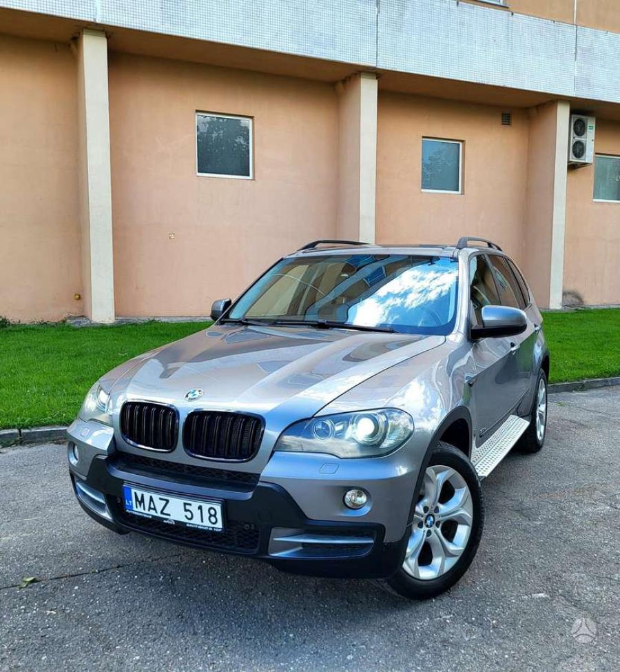 Grey BMW X5 2007 in Siauliai, with an engine capacity of 3.00 L and mileage of 370 thousand km for 6400 €, photo 12 on AUTOMOTO.COM.LV