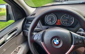 Grey BMW X5 2007 in Siauliai, with an engine capacity of 3.00 L and mileage of 370 thousand km for 6400 €, photo 27 on AUTOMOTO.COM.LV