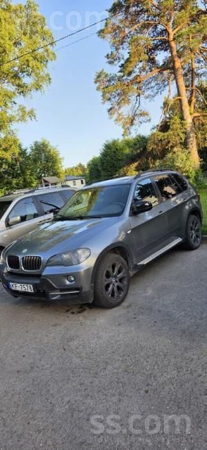 Grey BMW X5 2007 in Ogre, with an engine capacity of 3.00 L and mileage of 375 thousand km for 6300 €, photo  on AUTOMOTO.COM.LV