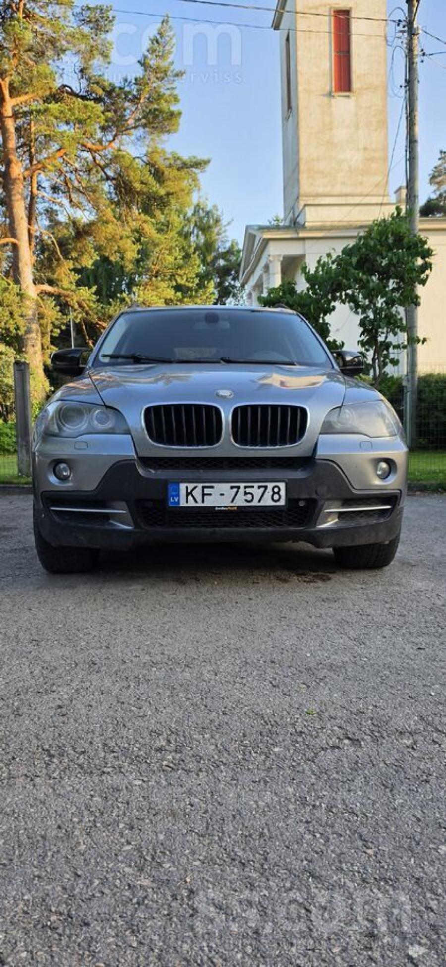 Grey BMW X5 2007 in Ogre, with an engine capacity of 3.00 L and mileage of 375 thousand km for 6300 €, photo 3 on AUTOMOTO.COM.LV