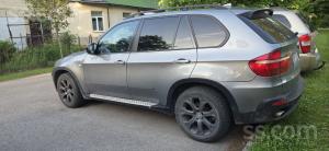 Grey BMW X5 2007 in Ogre, with an engine capacity of 3.00 L and mileage of 375 thousand km for 6300 €, photo 5 on AUTOMOTO.COM.LV