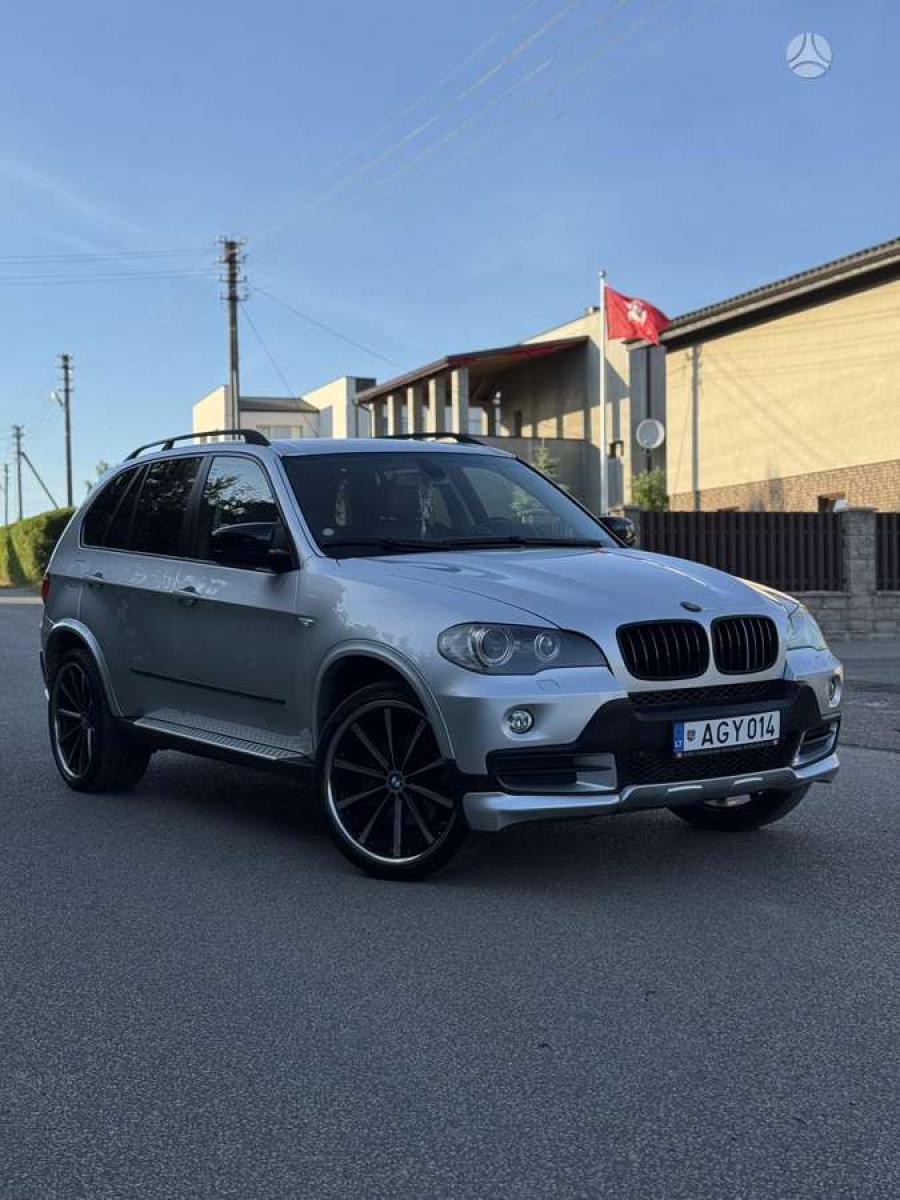 Grey BMW X5 2007 in Salcininkai, with an engine capacity of 2.99 L and mileage of 249 thousand km for 7800 €, photo 3 on AUTOMOTO.COM.LV