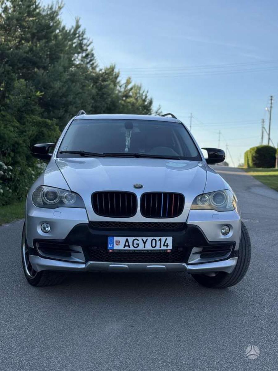 Grey BMW X5 2007 in Salcininkai, with an engine capacity of 2.99 L and mileage of 249 thousand km for 7800 €, photo 5 on AUTOMOTO.COM.LV