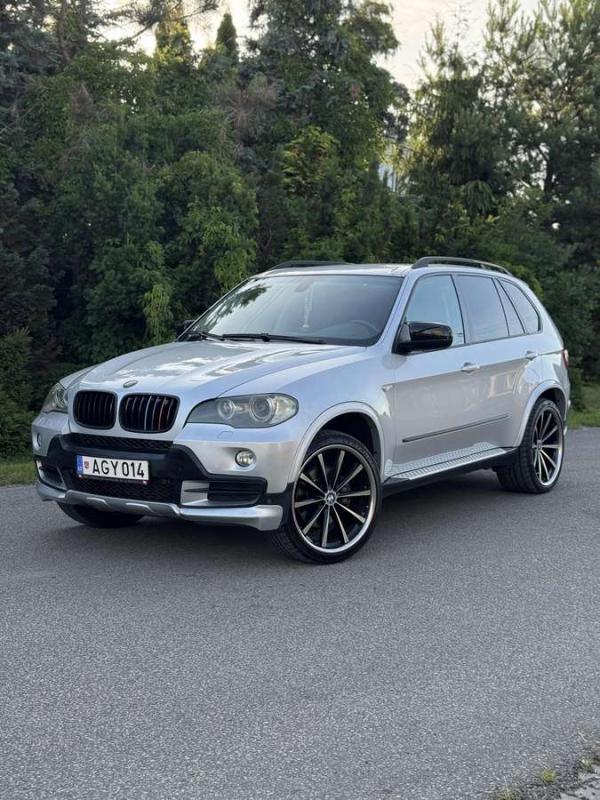 Grey BMW X5 2007 in Salcininkai, with an engine capacity of 2.99 L and mileage of 249 thousand km for 7800 €, photo 6 on AUTOMOTO.COM.LV