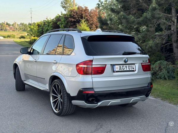 Grey BMW X5 2007 in Salcininkai, with an engine capacity of 2.99 L and mileage of 249 thousand km for 7800 €, photo 8 on AUTOMOTO.COM.LV