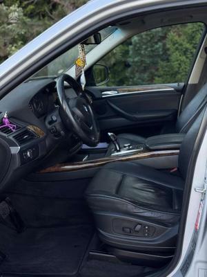 Grey BMW X5 2007 in Salcininkai, with an engine capacity of 2.99 L and mileage of 249 thousand km for 7800 €, photo 13 on AUTOMOTO.COM.LV