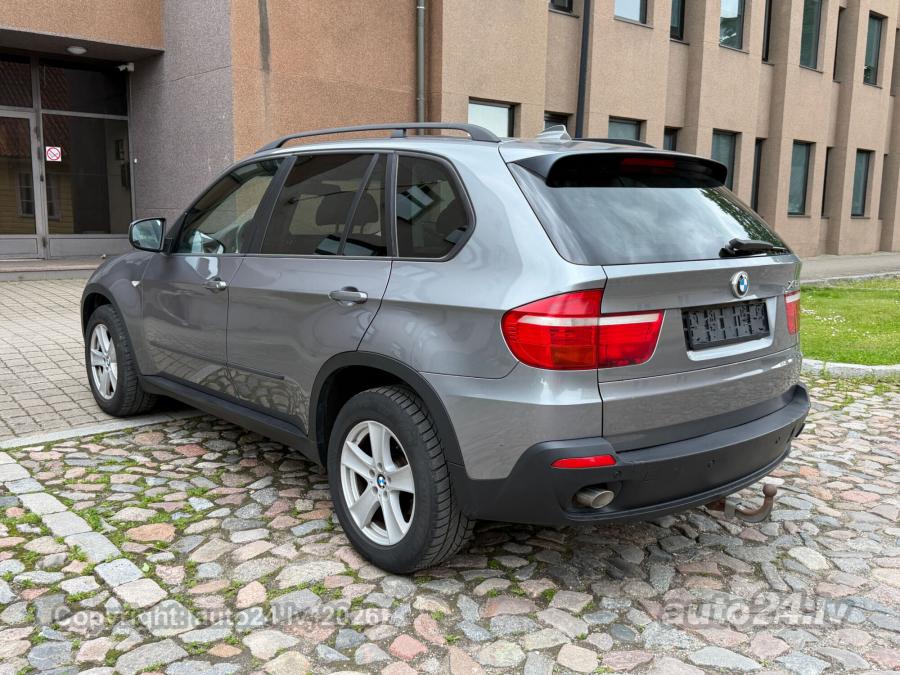Pelēks BMW X5 2007 Paide, ar dzinēja tilpumu 3.00 L un nobraukumu 296 tūkst. km par 6790 €, foto 6 vietnē AUTOMOTO.COM.LV