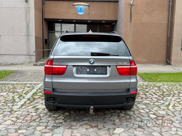 Pelēks BMW X5 2007 Paide, ar dzinēja tilpumu 3.00 L un nobraukumu 296 tūkst. km par 6790 €, foto 7 vietnē AUTOMOTO.COM.LV