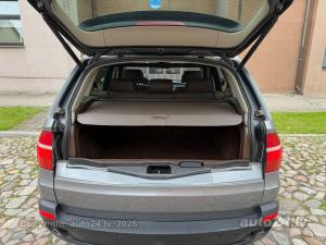 Pelēks BMW X5 2007 Paide, ar dzinēja tilpumu 3.00 L un nobraukumu 296 tūkst. km par 6790 €, foto 20 vietnē AUTOMOTO.COM.LV