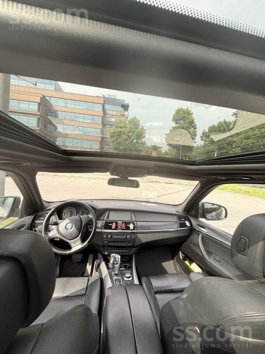 Grey BMW X5 2007 in Riga, with an engine capacity of 3.00 L and mileage of 335 thousand km for 6500 €, photo 11 on AUTOMOTO.COM.LV