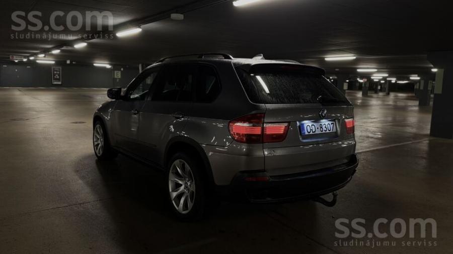Pelēks BMW X5 2007 Rīga, ar dzinēja tilpumu 3.00 L un nobraukumu 345 tūkst. km par 9000 €, foto 5 vietnē AUTOMOTO.COM.LV