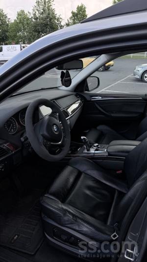 Pelēks BMW X5 2007 Rīga, ar dzinēja tilpumu 3.00 L un nobraukumu 345 tūkst. km par 9000 €, foto 21 vietnē AUTOMOTO.COM.LV