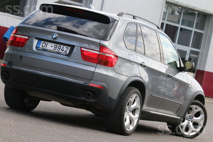 Pelēks BMW X5 2007 Rīga, ar dzinēja tilpumu 3.00 L un nobraukumu 321 tūkst. km par 7990 €, foto 3 vietnē AUTOMOTO.COM.LV