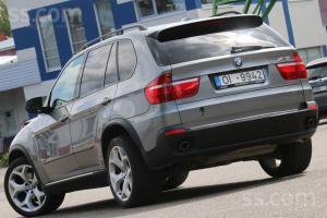 Pelēks BMW X5 2007 Rīga, ar dzinēja tilpumu 3.00 L un nobraukumu 321 tūkst. km par 7990 €, foto 5 vietnē AUTOMOTO.COM.LV