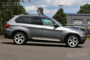 Pelēks BMW X5 2007 Rīga, ar dzinēja tilpumu 3.00 L un nobraukumu 321 tūkst. km par 7990 €, foto 7 vietnē AUTOMOTO.COM.LV