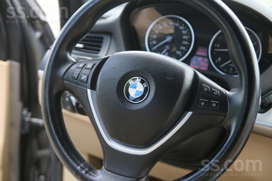 Pelēks BMW X5 2007 Rīga, ar dzinēja tilpumu 3.00 L un nobraukumu 321 tūkst. km par 7990 €, foto 12 vietnē AUTOMOTO.COM.LV
