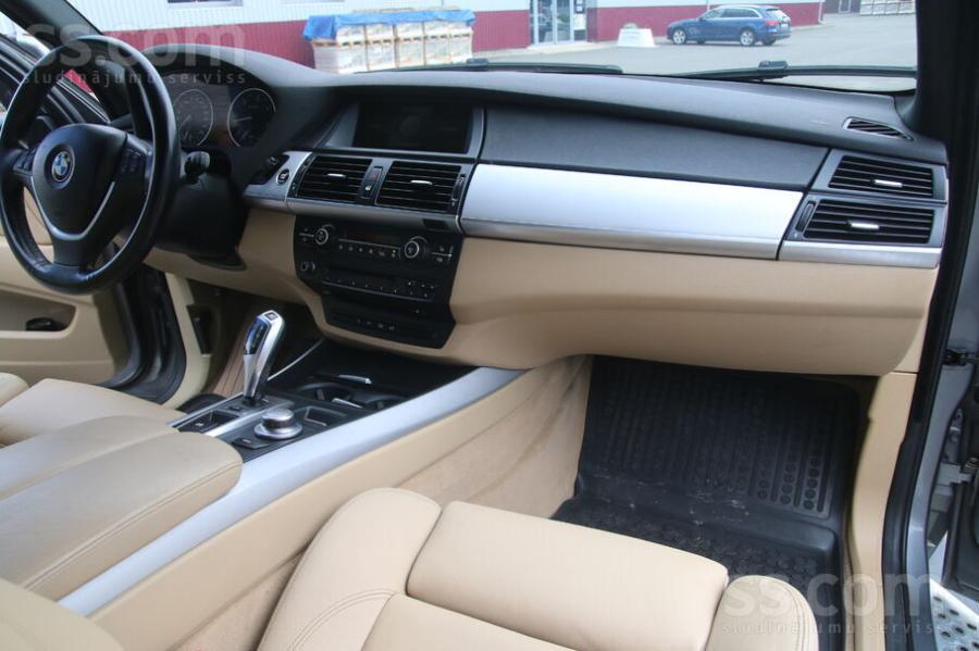 Pelēks BMW X5 2007 Rīga, ar dzinēja tilpumu 3.00 L un nobraukumu 321 tūkst. km par 7990 €, foto 13 vietnē AUTOMOTO.COM.LV