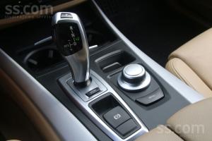 Pelēks BMW X5 2007 Rīga, ar dzinēja tilpumu 3.00 L un nobraukumu 321 tūkst. km par 7990 €, foto 22 vietnē AUTOMOTO.COM.LV