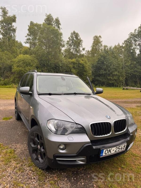 Pelēks BMW X5 2007 Rēzekne, ar dzinēja tilpumu 3.00 L un nobraukumu 425 tūkst. km par 6500 €, foto 1 vietnē AUTOMOTO.COM.LV