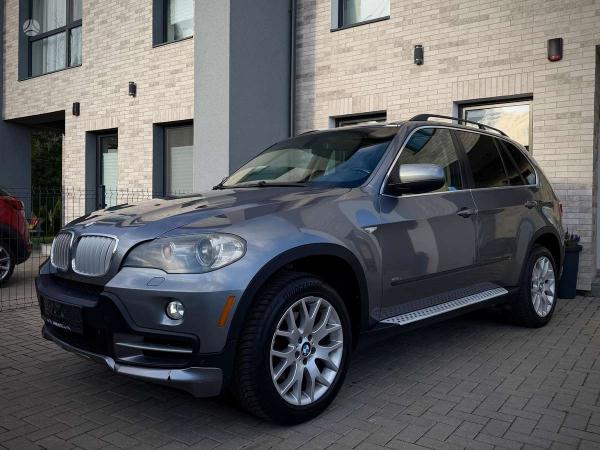 Pelēks BMW X5 2007 Viļņa, ar dzinēja tilpumu 4.80 L un nobraukumu 209 tūkst. km par 5500 €, foto 1 vietnē AUTOMOTO.COM.LV
