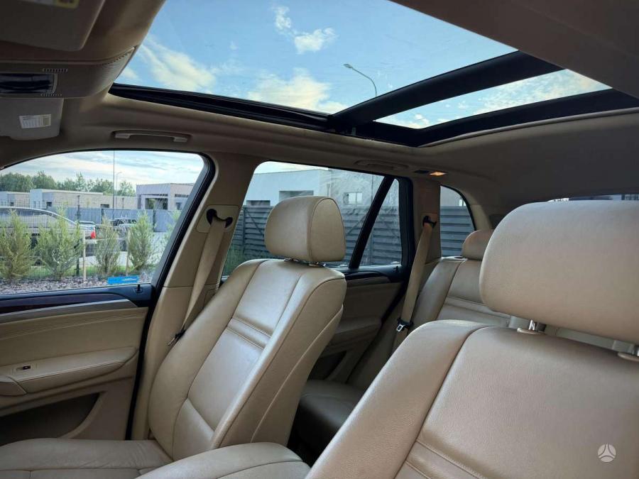 Pelēks BMW X5 2007 Viļņa, ar dzinēja tilpumu 4.80 L un nobraukumu 209 tūkst. km par 5500 €, foto 19 vietnē AUTOMOTO.COM.LV