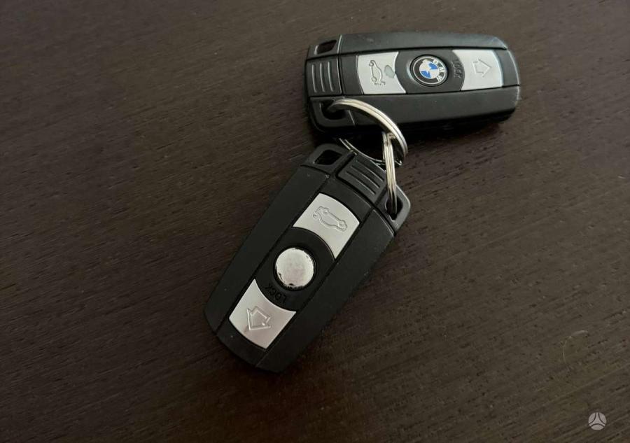 Pelēks BMW X5 2007 Viļņa, ar dzinēja tilpumu 4.80 L un nobraukumu 209 tūkst. km par 5500 €, foto 37 vietnē AUTOMOTO.COM.LV