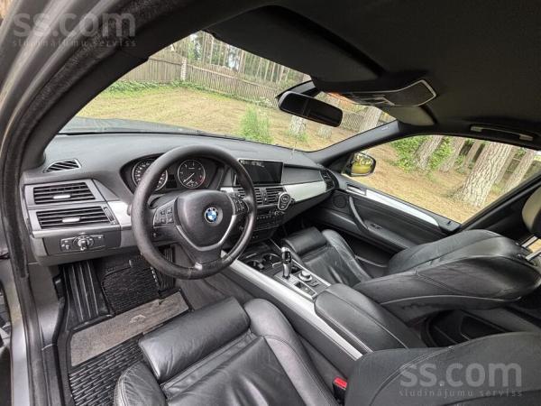 Grey BMW X5 2007 in Riga, with an engine capacity of 3.00 L and mileage of 450 thousand km for 6500 €, photo 10 on AUTOMOTO.COM.LV