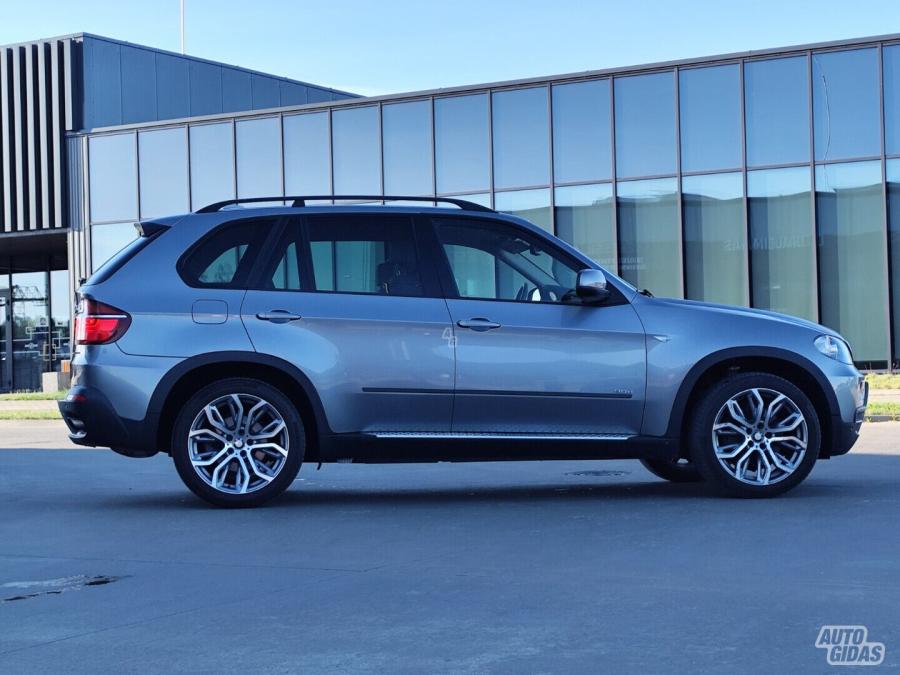 Pelēks BMW X5 2007 Šauļi, ar dzinēja tilpumu 3.00 L un nobraukumu 0 tūkst. km par 8600 €, foto 10 vietnē AUTOMOTO.COM.LV
