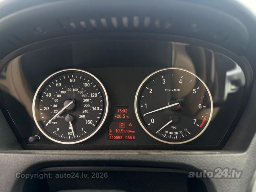 Grey BMW X5 2007 in Tallinn, with an engine capacity of 4.80 L and mileage of 210 thousand km for 8000 €, photo 9 on AUTOMOTO.COM.LV