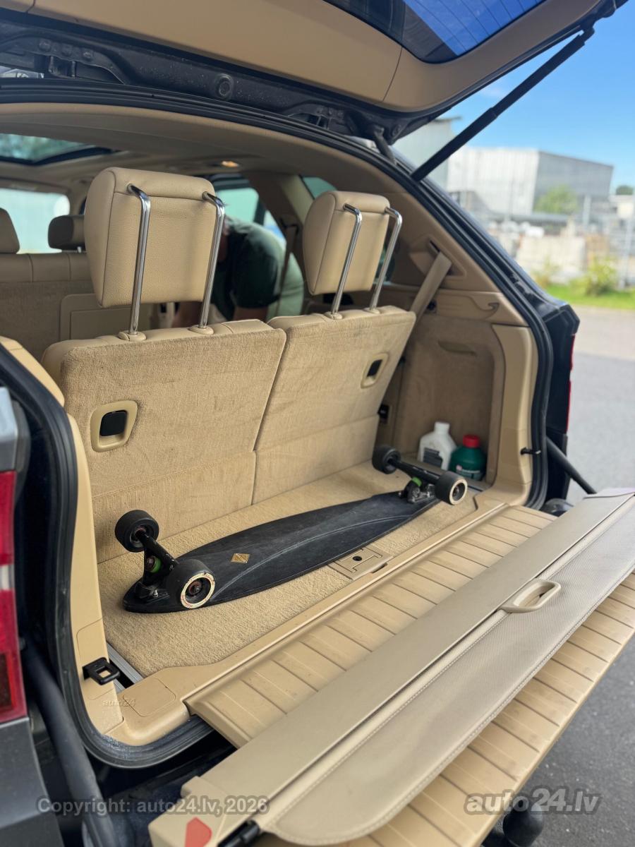 Grey BMW X5 2007 in Tallinn, with an engine capacity of 4.80 L and mileage of 210 thousand km for 8000 €, photo 11 on AUTOMOTO.COM.LV