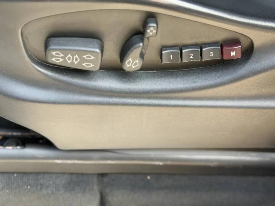 Pelēks BMW X5 2007 Rīga, ar dzinēja tilpumu 3.00 L un nobraukumu 313 tūkst. km par 5900 €, foto 8 vietnē AUTOMOTO.COM.LV