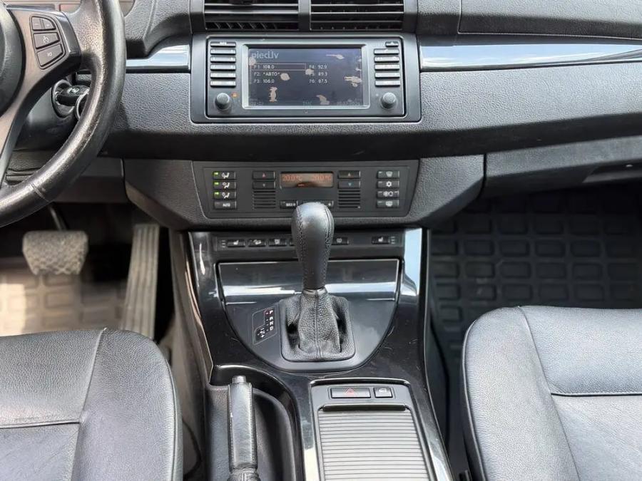 Pelēks BMW X5 2007 Rīga, ar dzinēja tilpumu 3.00 L un nobraukumu 313 tūkst. km par 5900 €, foto 12 vietnē AUTOMOTO.COM.LV