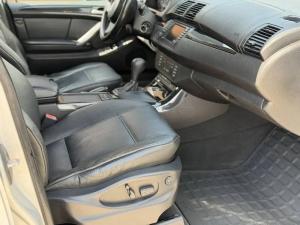 Pelēks BMW X5 2007 Rīga, ar dzinēja tilpumu 3.00 L un nobraukumu 313 tūkst. km par 5900 €, foto 14 vietnē AUTOMOTO.COM.LV