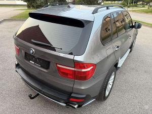 Grey BMW X5 2007 in Utena, with an engine capacity of 2.99 L and mileage of 243 thousand km for 7770 €, photo 14 on AUTOMOTO.COM.LV