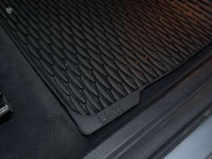 Grey BMW X5 2007 in Utena, with an engine capacity of 2.99 L and mileage of 243 thousand km for 7770 €, photo 28 on AUTOMOTO.COM.LV
