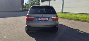 Grey BMW X5 2007 in Kaunas, with an engine capacity of 2.99 L and mileage of 273 thousand km for 8600 €, photo 7 on AUTOMOTO.COM.LV