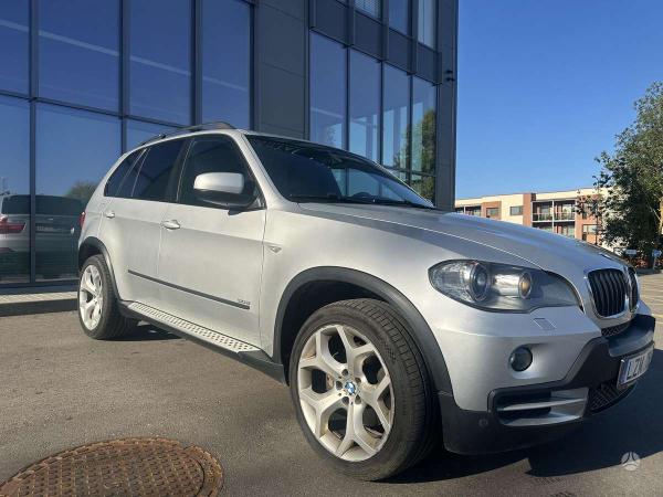 Pelēks BMW X5 2007 Viļņa, ar dzinēja tilpumu 2.99 L un nobraukumu 324 tūkst. km par 8200 €, foto 4 vietnē AUTOMOTO.COM.LV