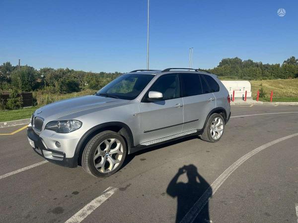 Pelēks BMW X5 2007 Viļņa, ar dzinēja tilpumu 2.99 L un nobraukumu 324 tūkst. km par 8200 €, foto 7 vietnē AUTOMOTO.COM.LV