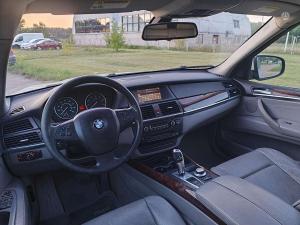 Grey BMW X5 2007 in Vilnius, with an engine capacity of 3.00 L and mileage of 232 thousand km for 4650 €, photo 14 on AUTOMOTO.COM.LV
