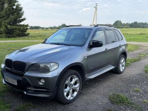 Grey BMW X5 2007 in Vilnius, with an engine capacity of 2.99 L and mileage of 377 thousand km for 7000 €, photo  on AUTOMOTO.COM.LV