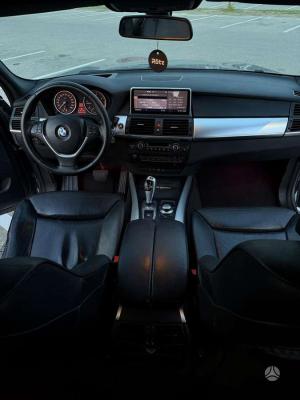 Grey BMW X5 2007 in Vilnius, with an engine capacity of 2.99 L and mileage of 377 thousand km for 7000 €, photo 7 on AUTOMOTO.COM.LV