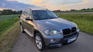 Pelēks BMW X5 2007 Šauļi, ar dzinēja tilpumu 2.99 L un nobraukumu 370 tūkst. km par 6450 €, foto  vietnē AUTOMOTO.COM.LV